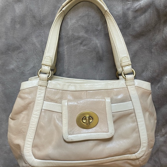 Coach | Bags | Coach Cream Shoulder Bag | Poshmark